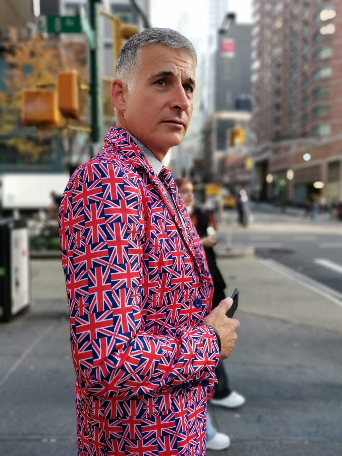 Retired inspector waves the flag for nation at New York Marathon ...